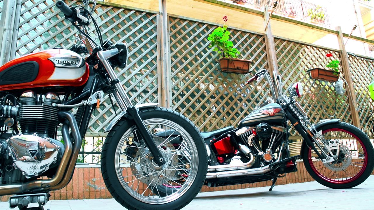 33 - Triumph Boneville DIY universal forward controls