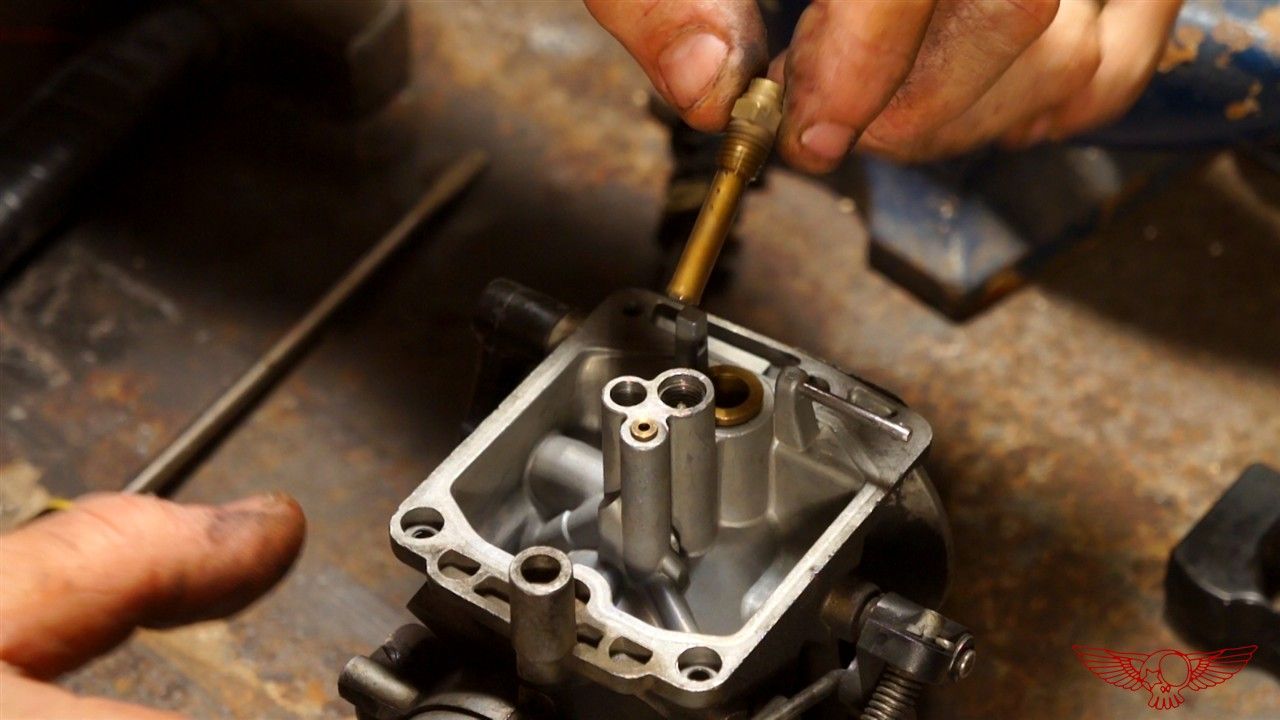 18 Rebuild an HD CV carburator and float adjustment